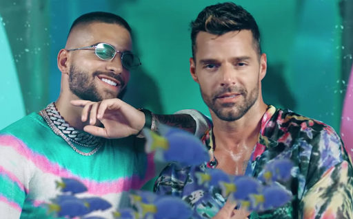 Maluma and Ricky Martin team up for sizzling No Se Me Quita music video